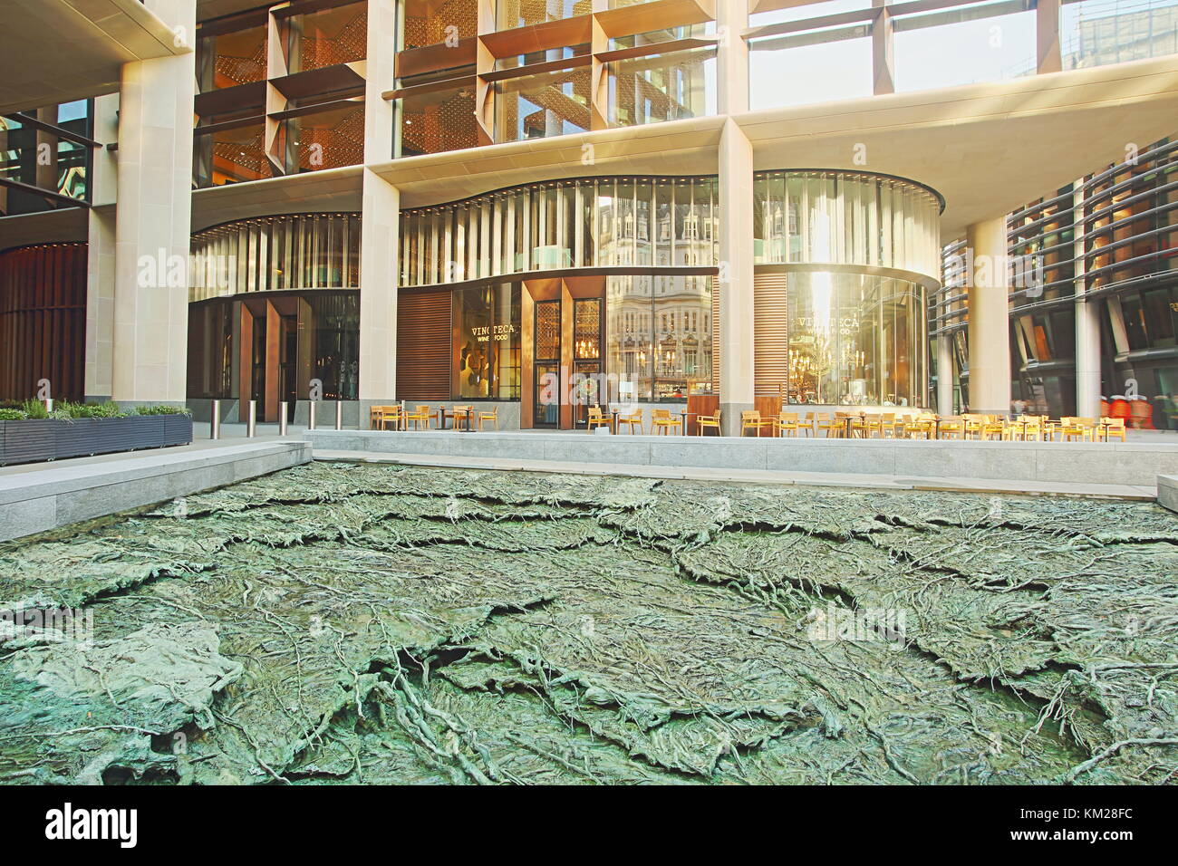 Bloomberg London Head Office Stock Photo - Alamy