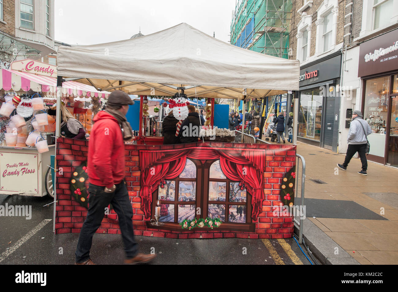 Wimbledon, London SW19, UK. 3 December, 2017. Love Wimbledon’s popular ...