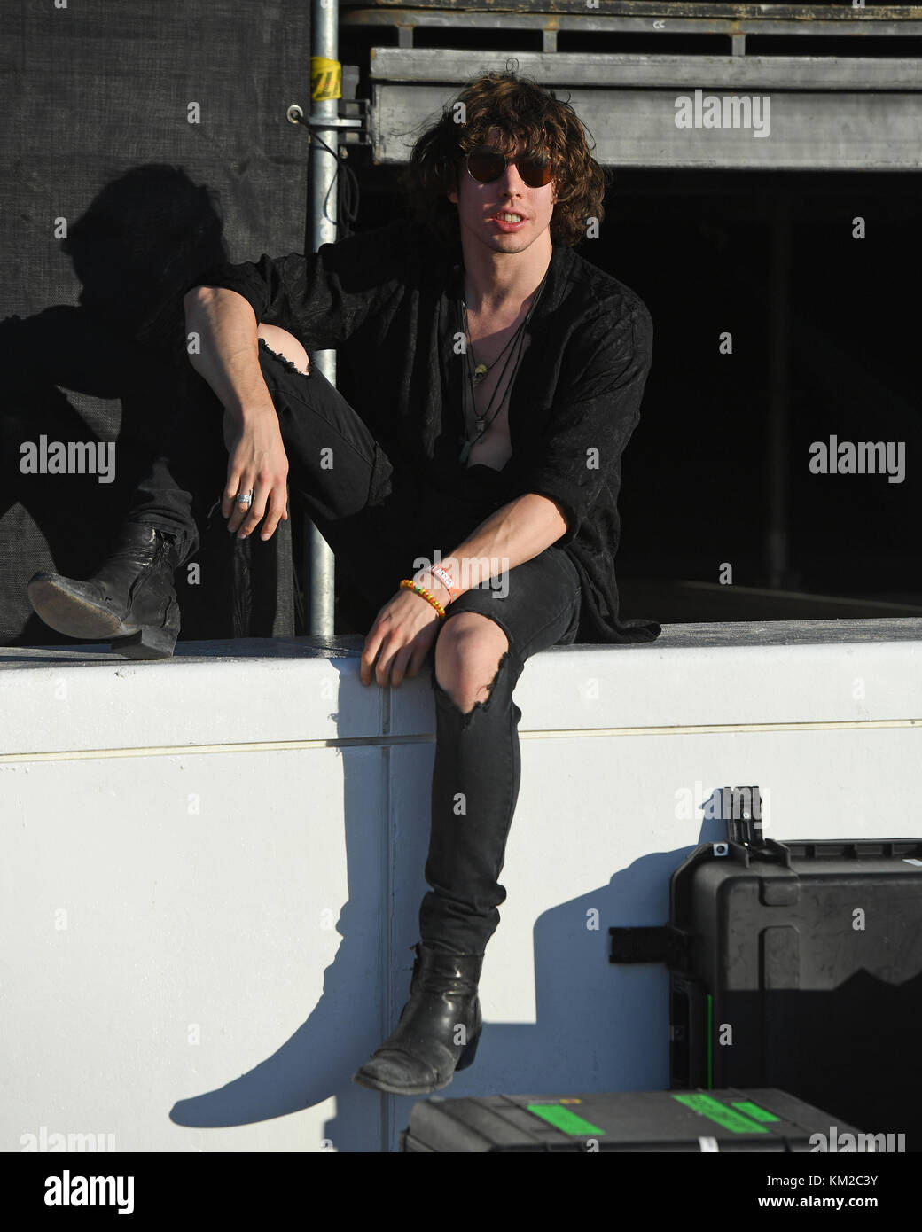 Fort Lauderdale Beach, FL, USA. 02nd Dec, 2017. Barns Courtney poses ...