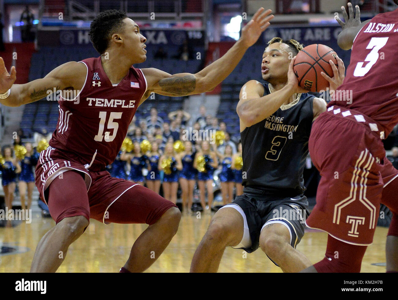 Washington, DC, USA. 3rd Dec, 2017. 20171203 - George Washington guard ...