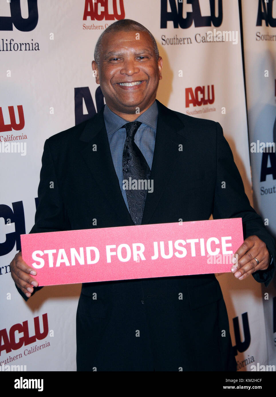 Beverly Hills, USA. 03rd Dec, 2017. BEVERLY HILLS, CA - DECEMBER 03 ...