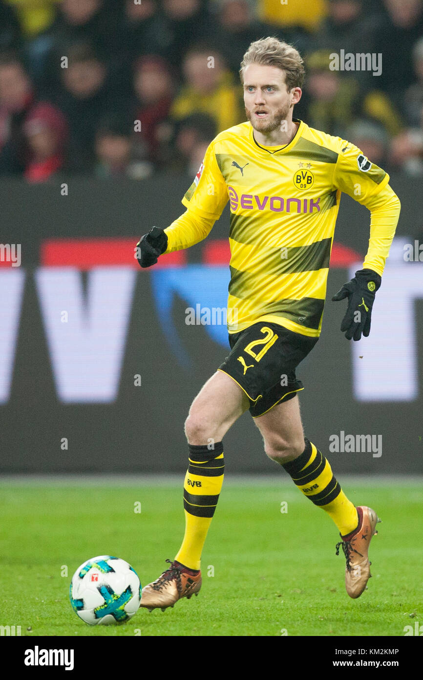 Full length schuerrle hi-res stock photography and images - Alamy