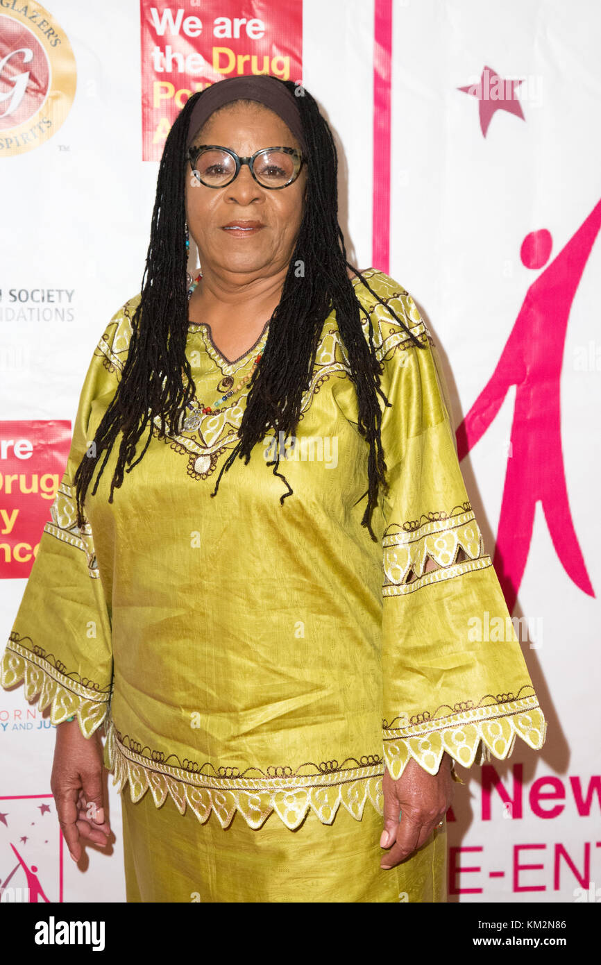 Los Angeles, California, USA. 3rd December, 2017. Susan Burton ...