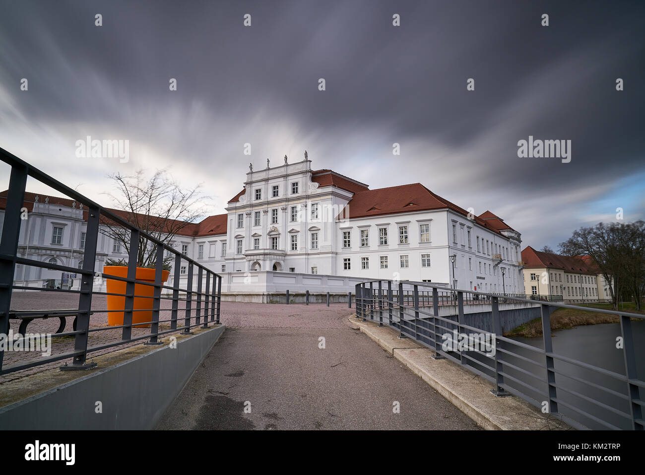 Schloss oranienburg hi-res stock photography and images - Alamy