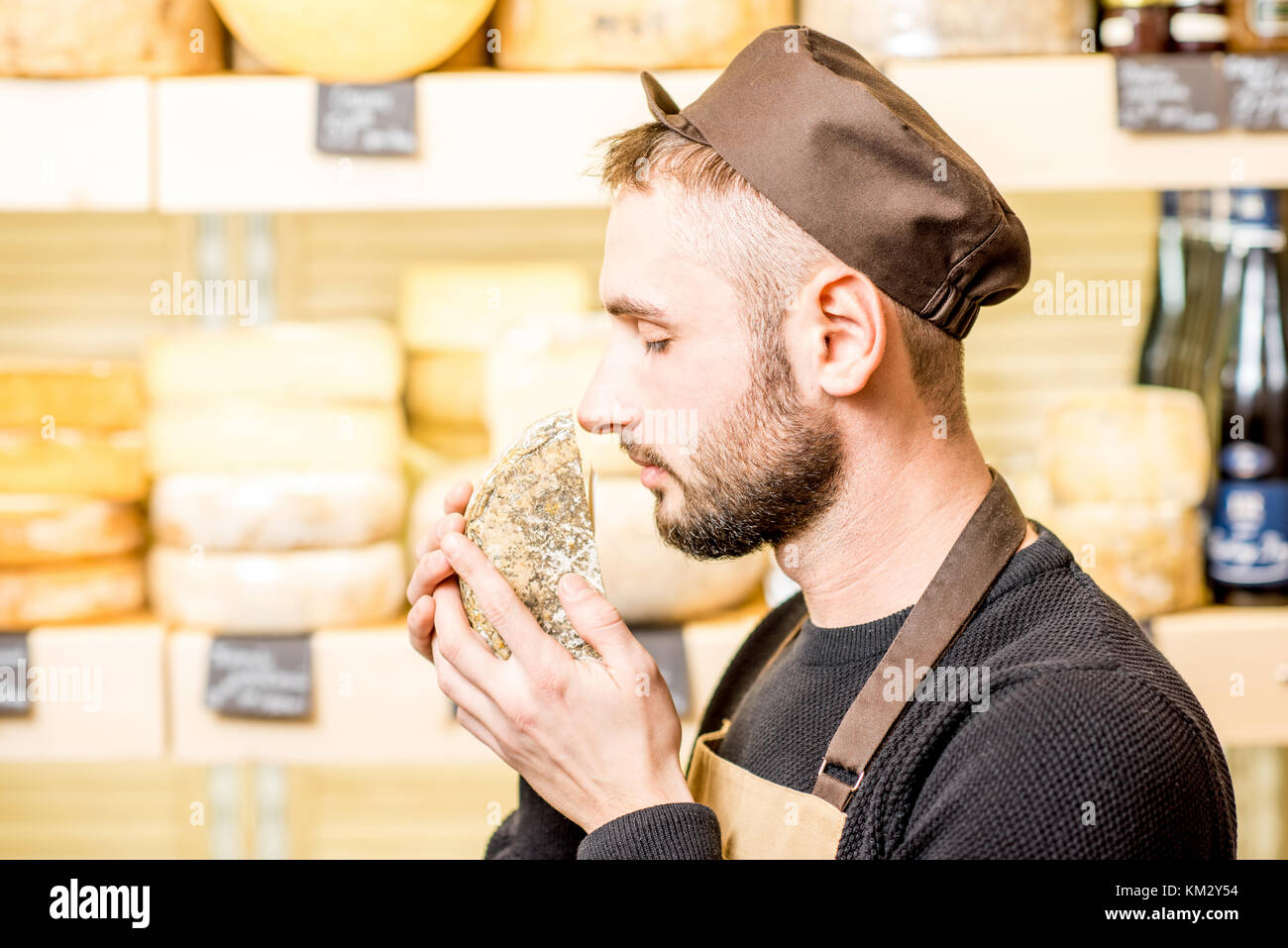 Person smelling cheese hi-res stock photography and images - Alamy