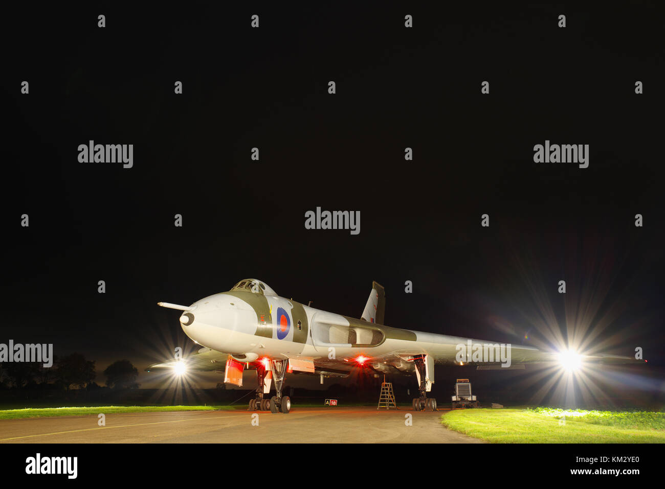 Avro Vulcan B2 XM655 Wellesbourne, England Stock Photo - Alamy