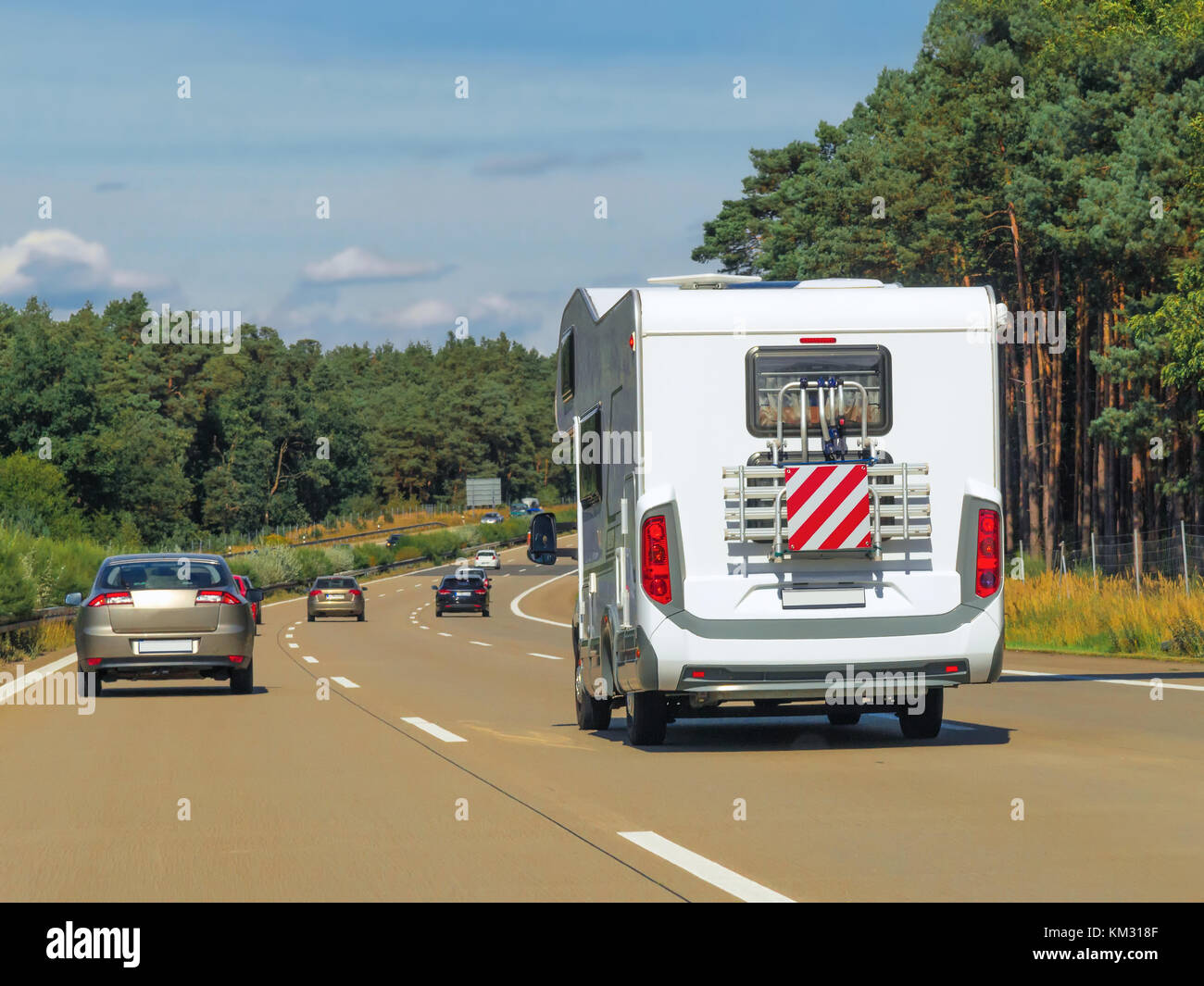 Caravan car driveway hi-res stock photography and images - Alamy