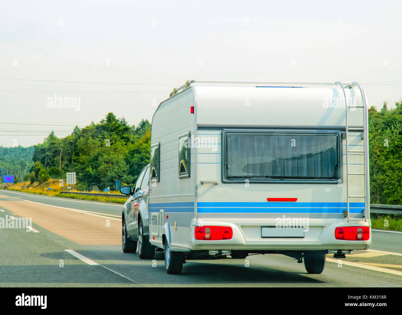 Caravan car driveway hi-res stock photography and images - Alamy