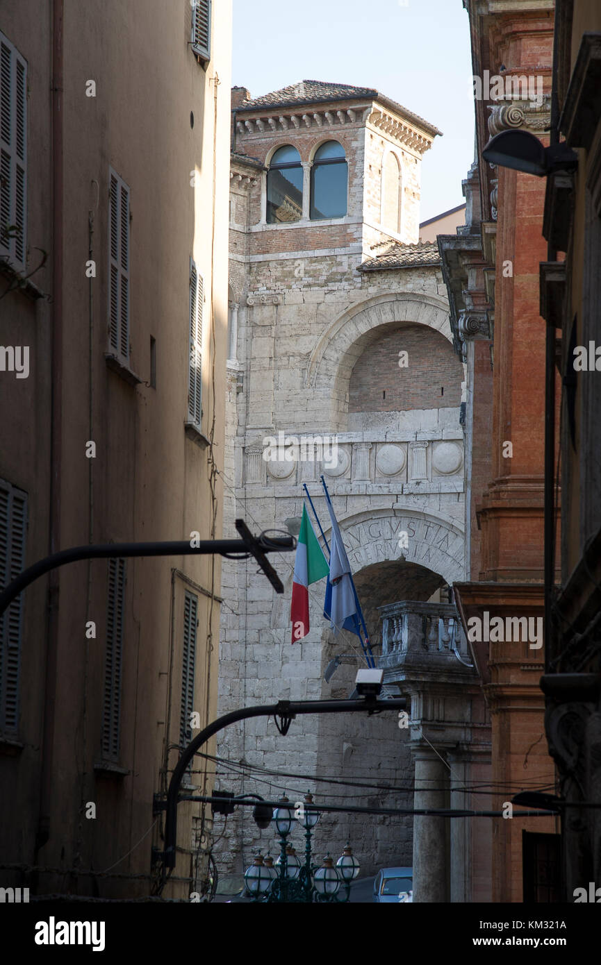 Monumental Etruscan Arch from III-century BC restored by Augustus in I ...