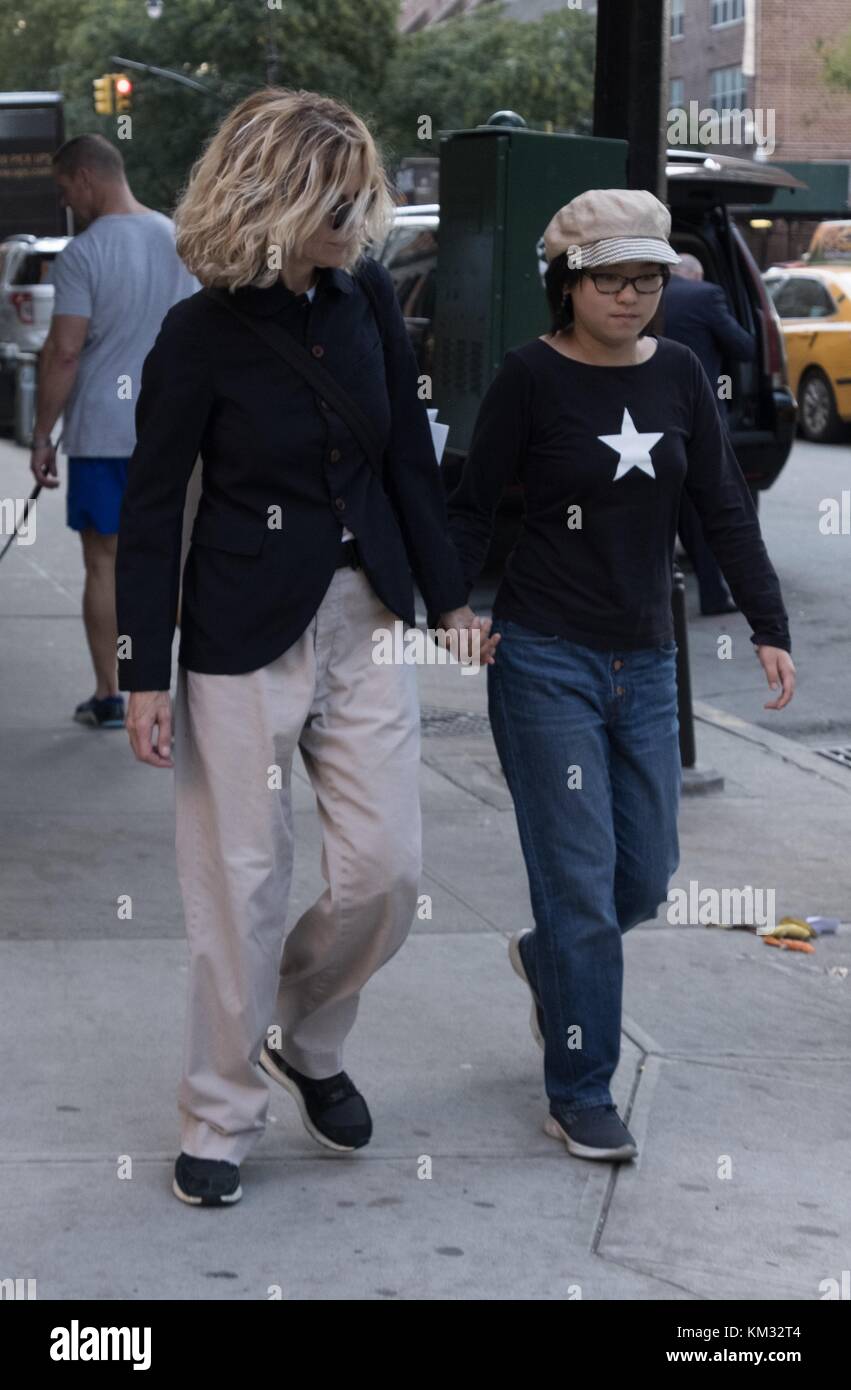 Meg Ryan out with her daughter Daisy Featuring: Meg Ryan, Daisy True ...