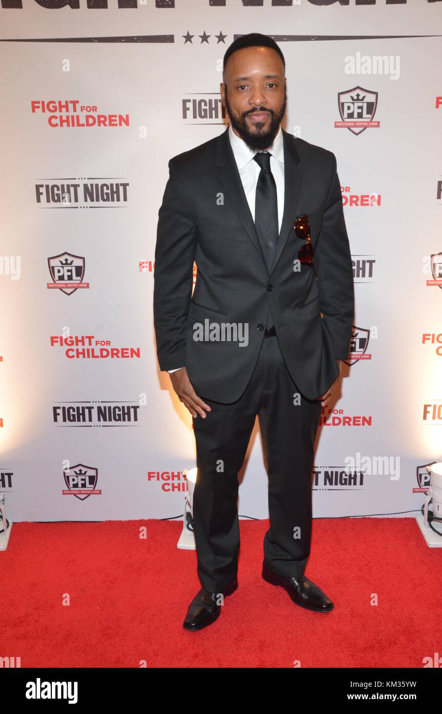 Fight Night - Fight for Children - Arrivals Featuring: Santana Moss ... Fight Night - Fight for Children - Arrivals Featuring: Santana Moss ...