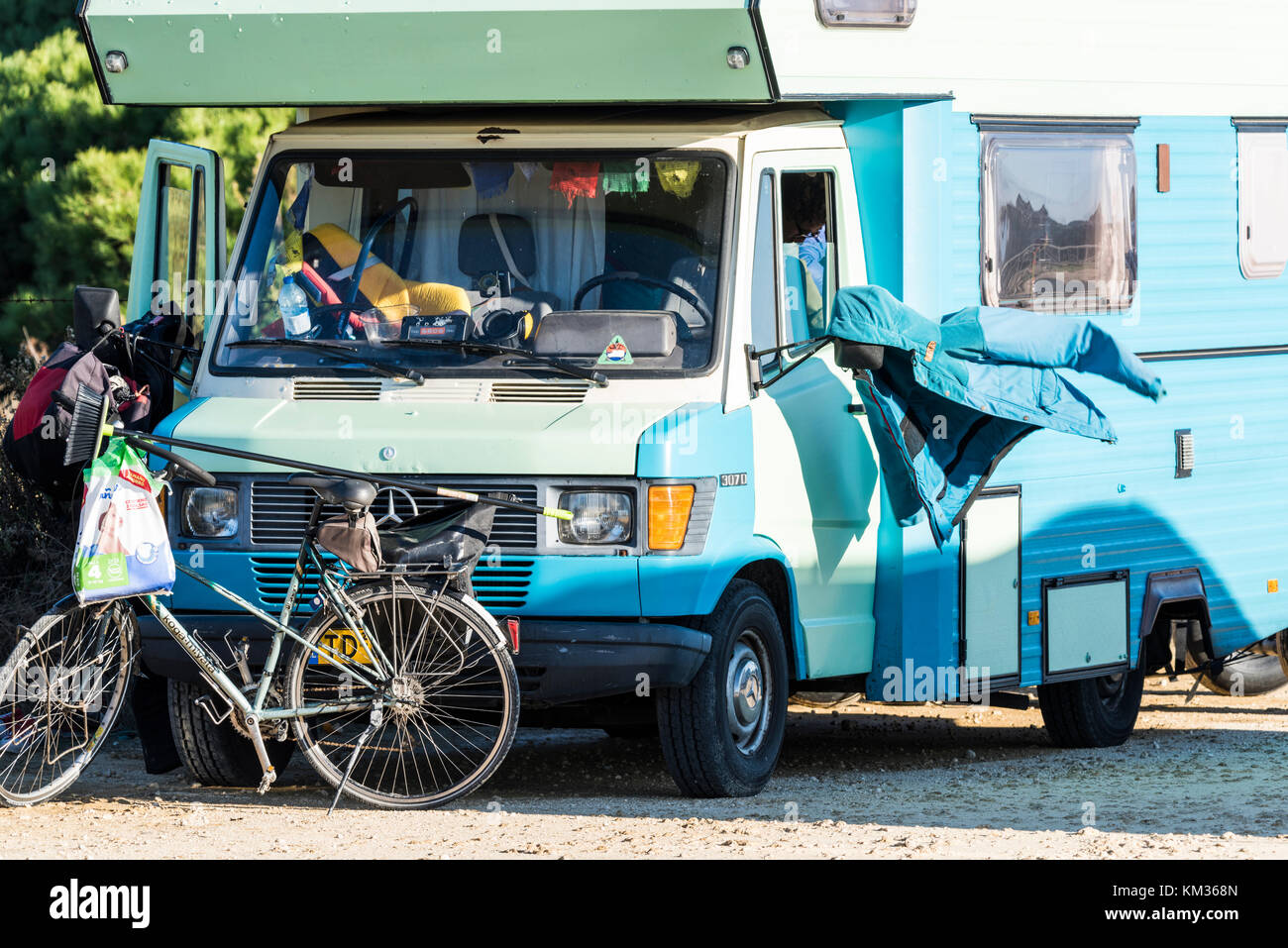 Lifestyle free outdoors travel auto caravan hi-res stock photography ...