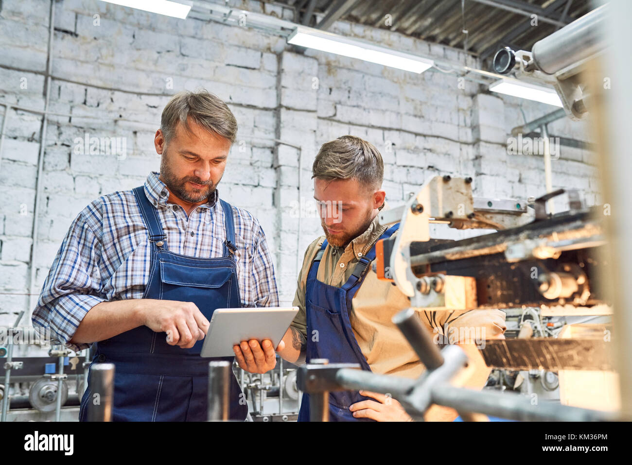 Operating board hi-res stock photography and images - Alamy