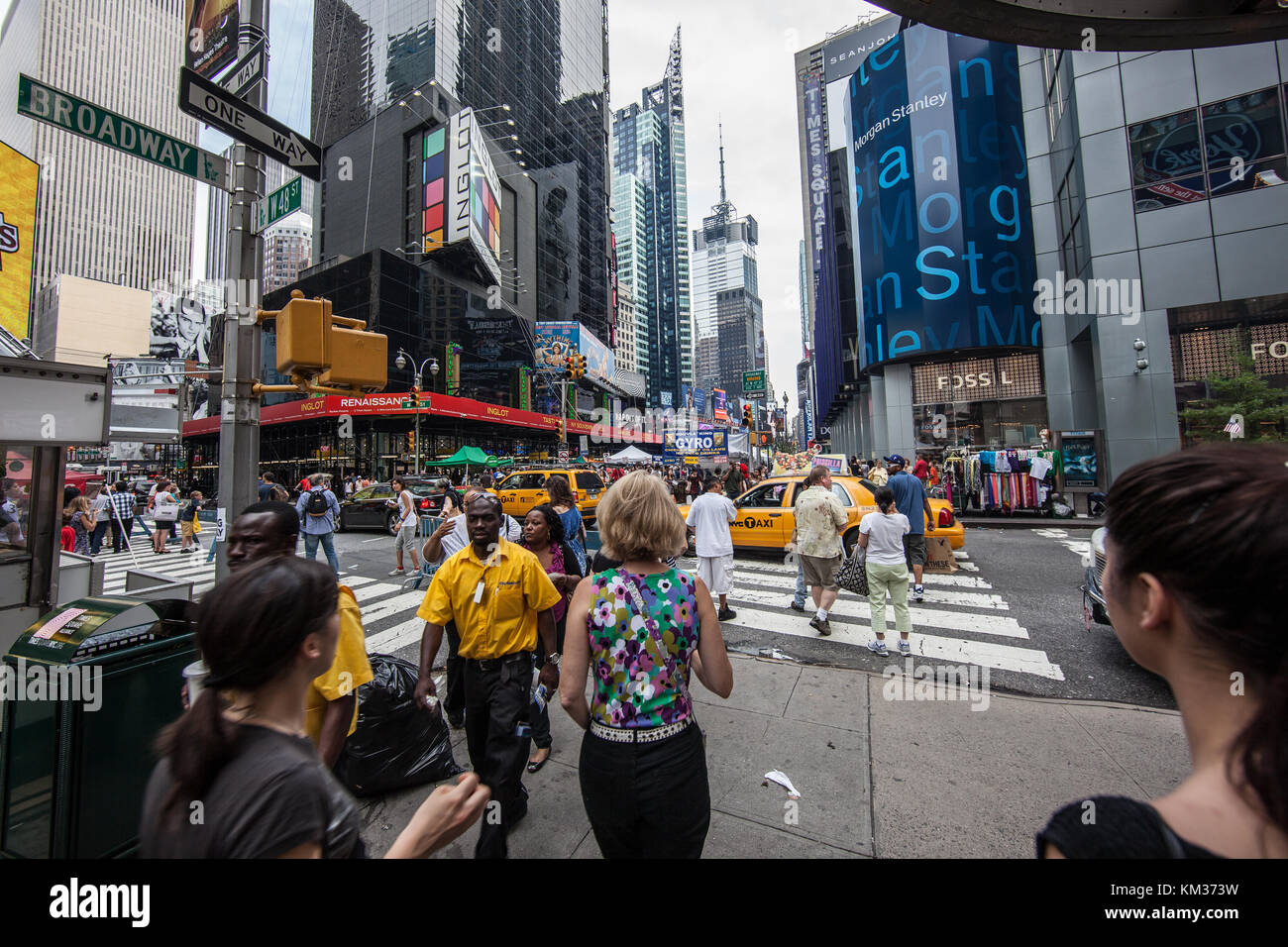 Street view, Manhattan, New York City Stock Photo - Alamy
