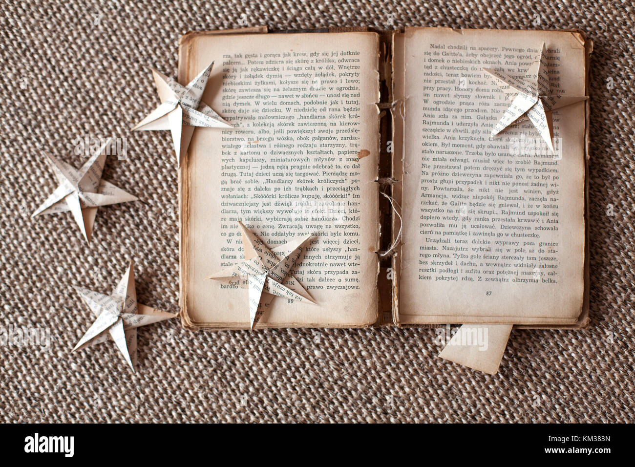 School recycling paper hi-res stock photography and images - Alamy