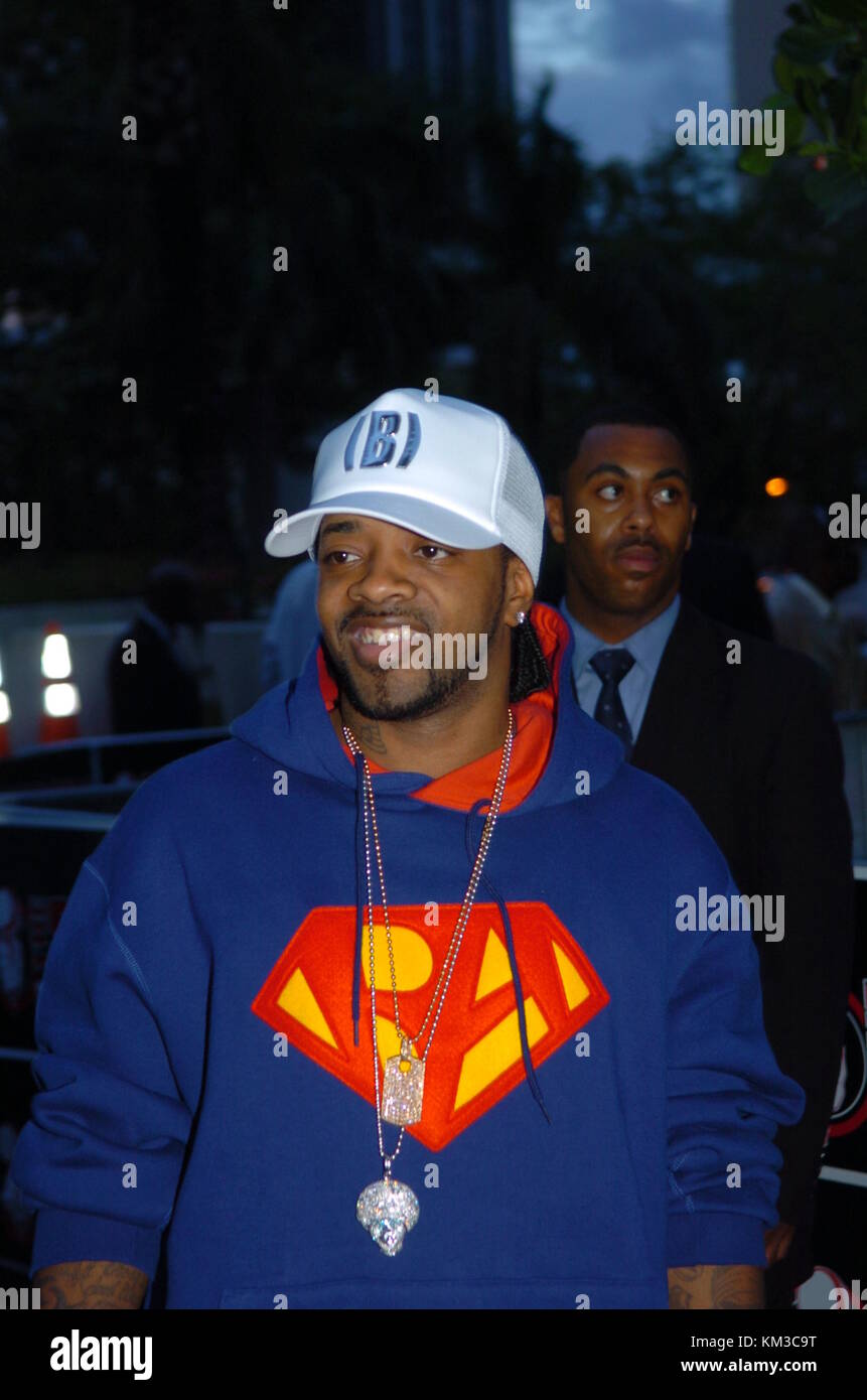 MIAMI - OCTOBER 10: Jermaine Dupri arrives at the 2004 Source Hip-Hop ...