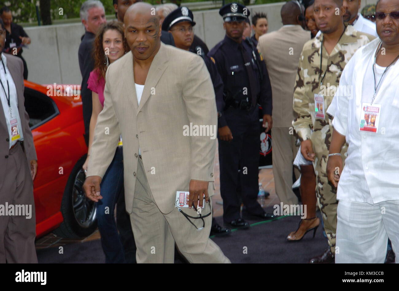 MIAMI - OCTOBER 10: Mike Tyson arrives at the 2004 Source Hip-Hop Music ...