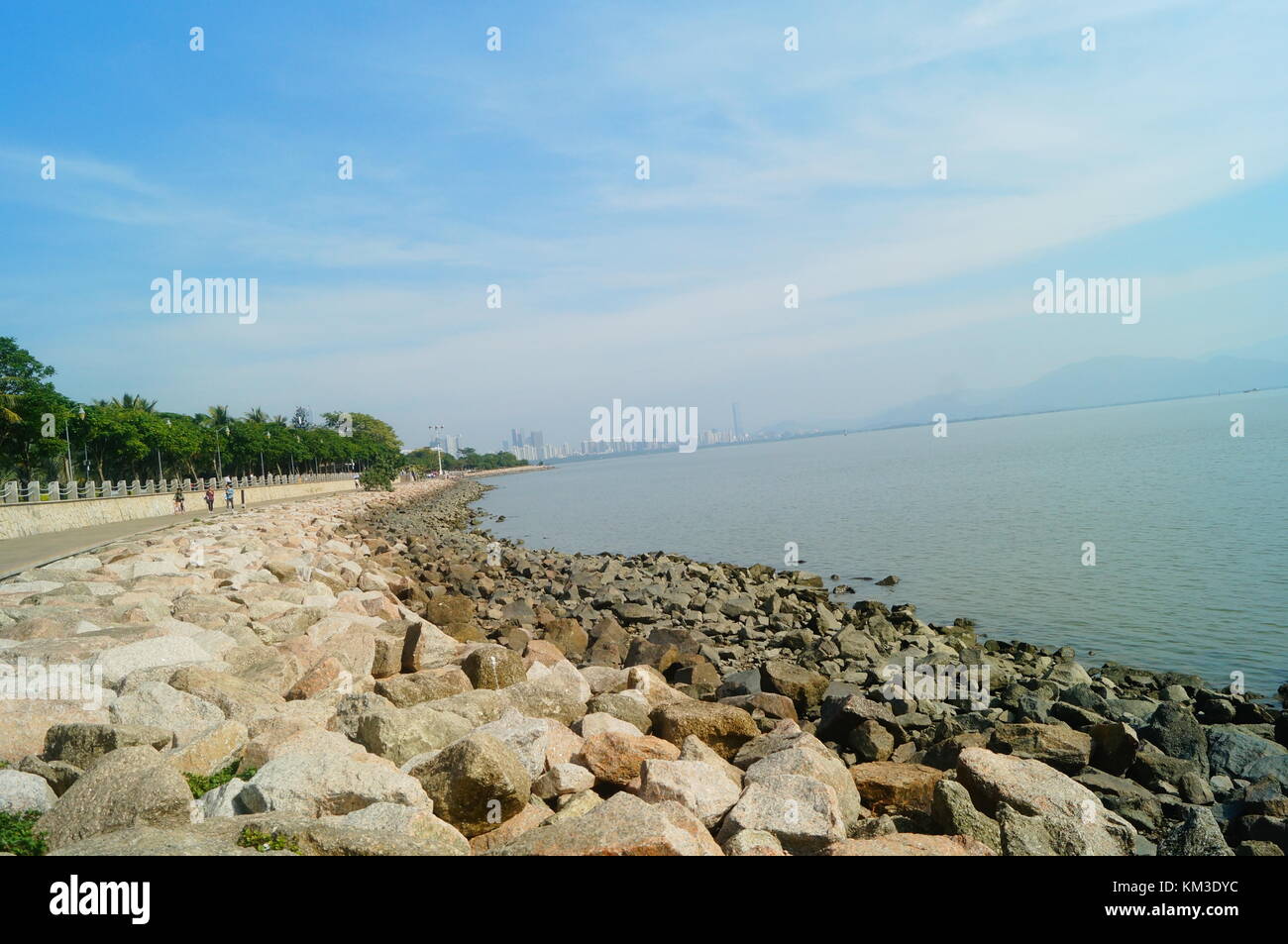 The beach and sea scenery of the Gulf of Shenzhen, a very beautiful ...
