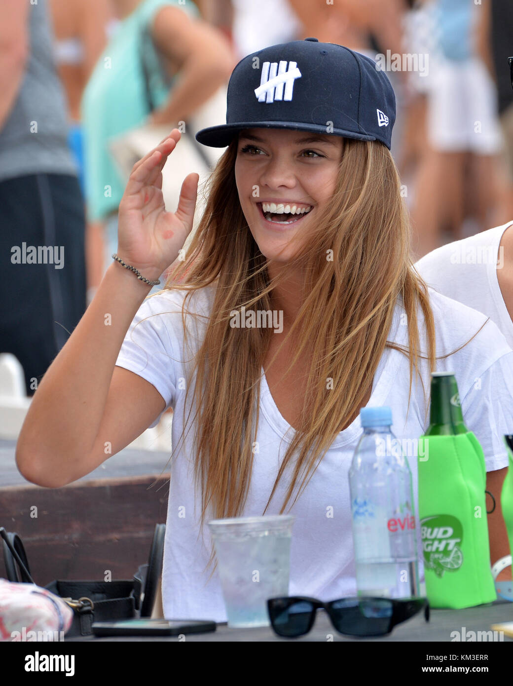 MIAMI BEACH, FL - FEBRUARY 08: Sports Illustrated model Nina Agdal ...