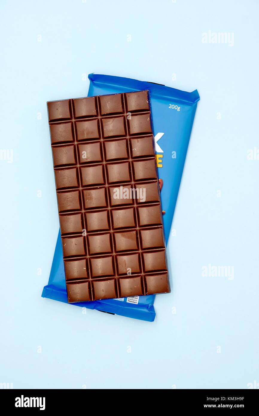 A studio photo of a block of chocolate Stock Photo - Alamy