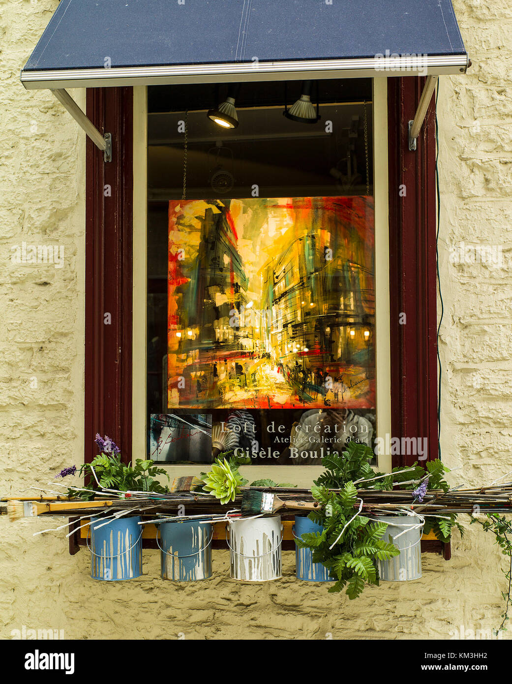 Quebec city, Québec is a predominantly French-speaking province in ...