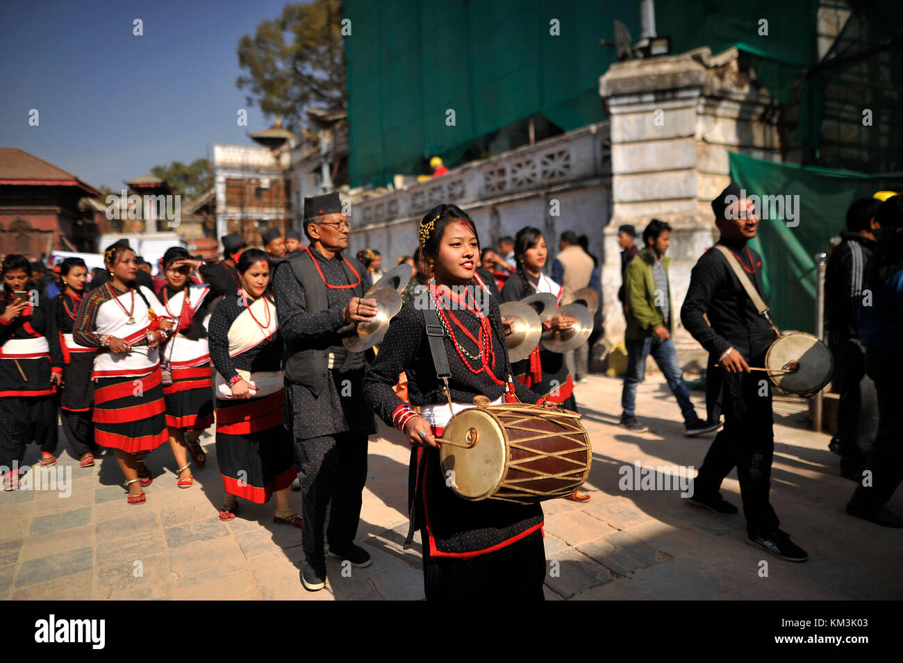 Newar society hi-res stock photography and images - Alamy