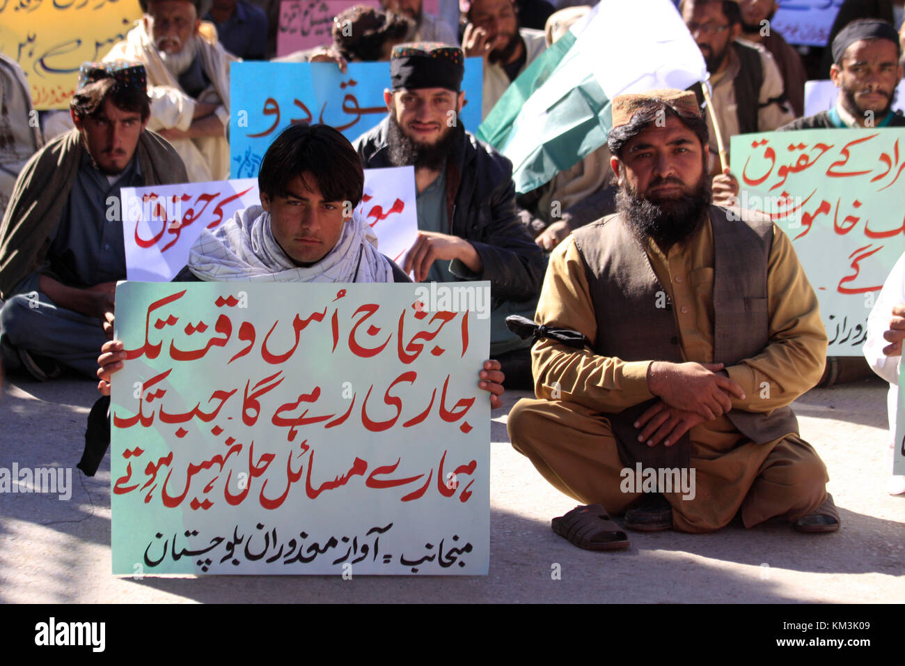 Quetta, Pakistan. 03rd Dec, 2017. Pakistani disabled people protesting ...