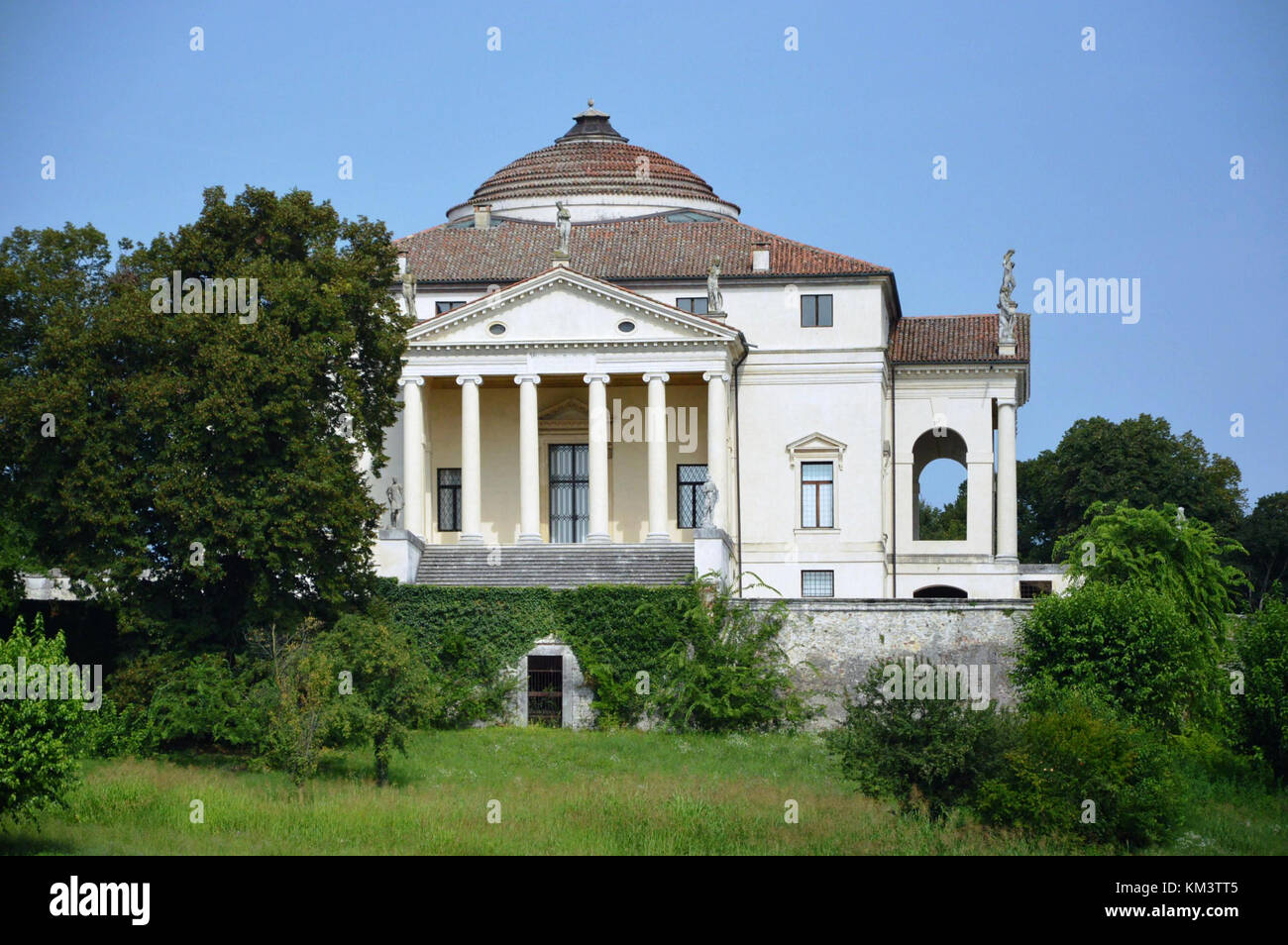 Villa Capra named La Rotonda, designed by Andrea Palladio architect ...