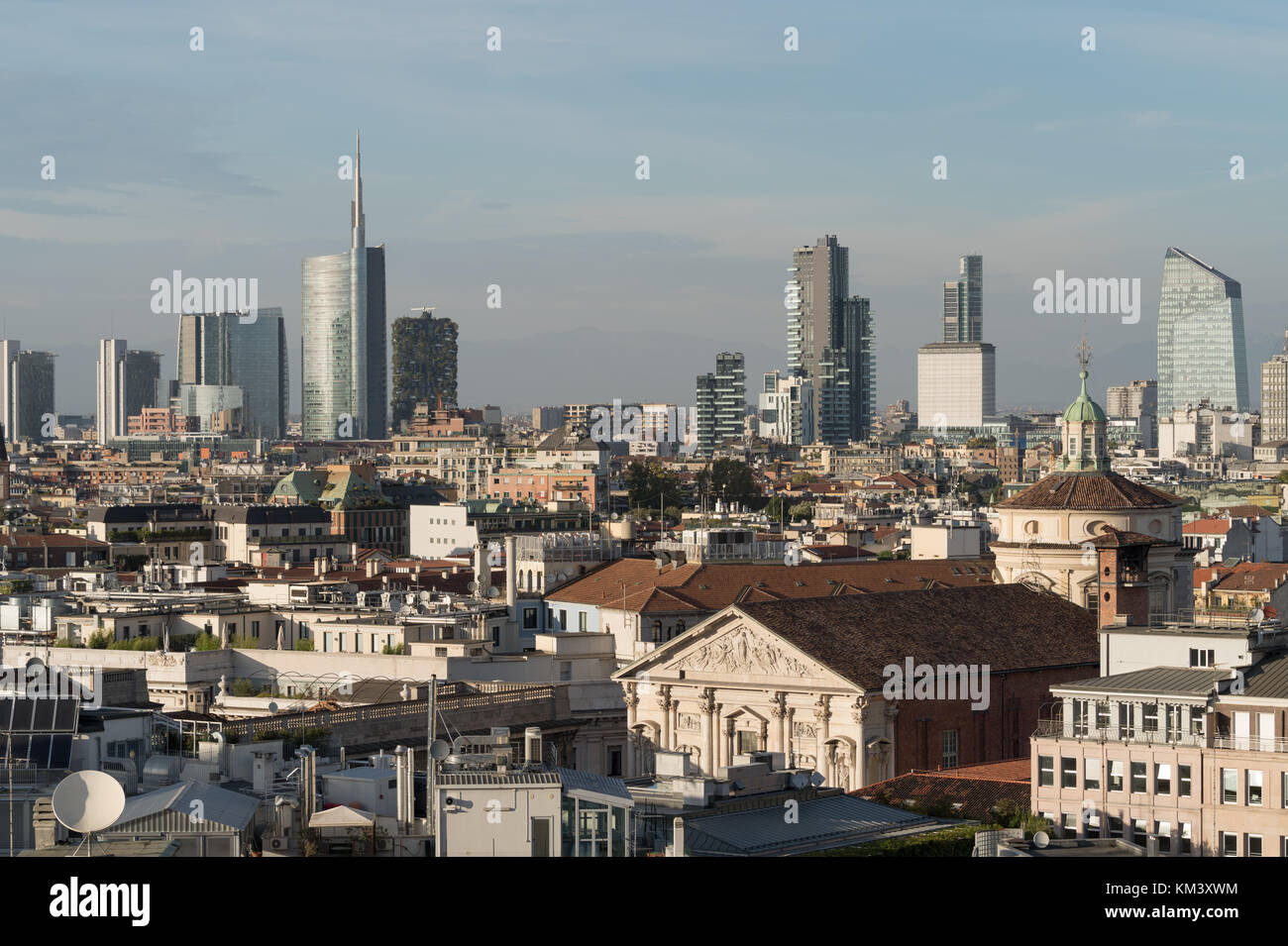 Panorama downtown milan italy skyline hi-res stock photography and ...