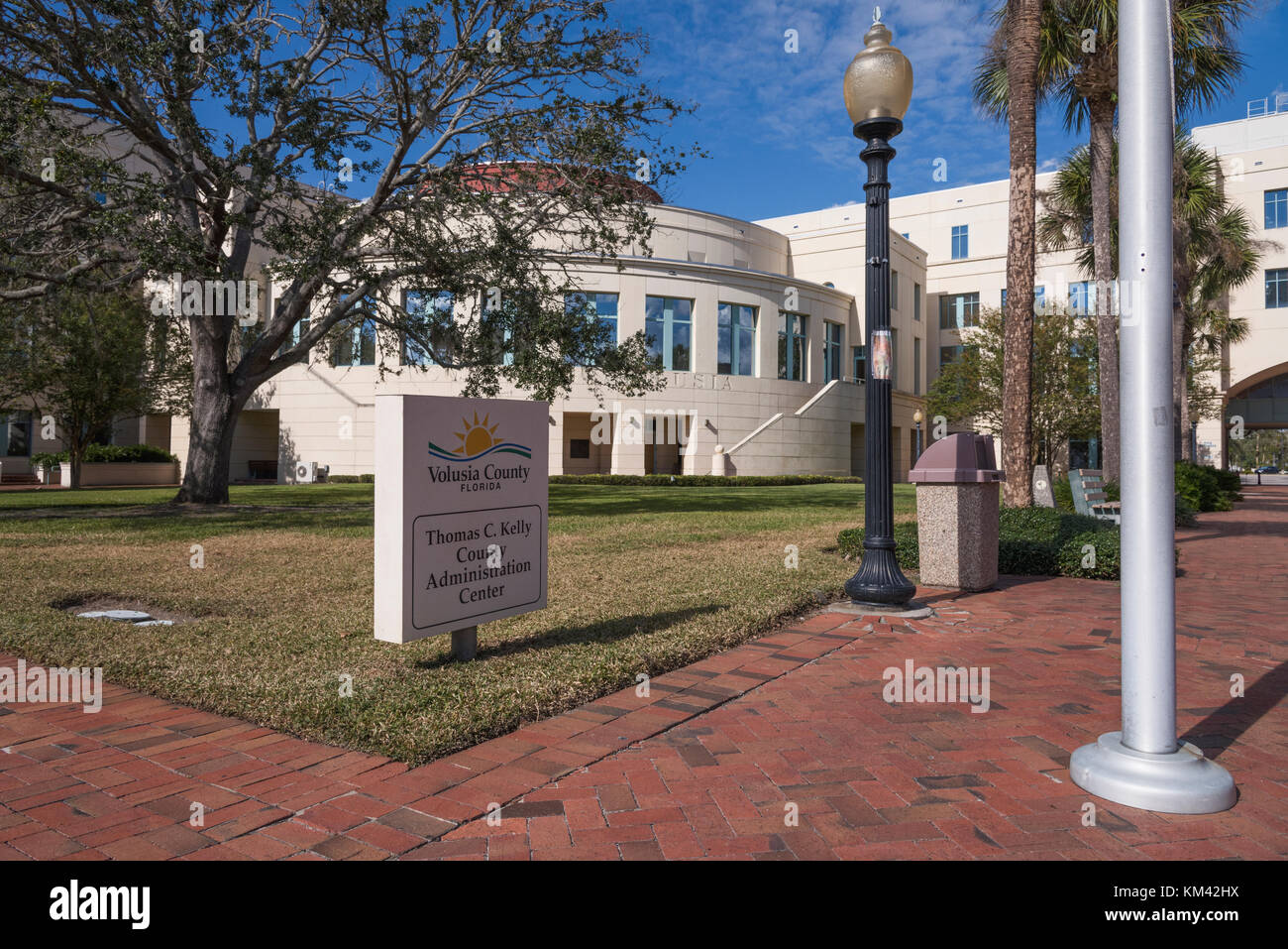Florida deland historic downtown florida hi-res stock photography and ...