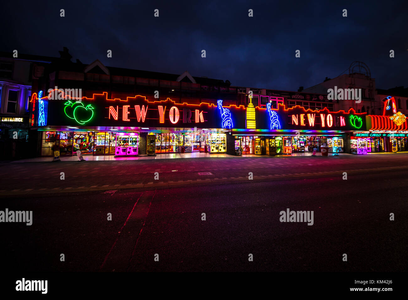 Southend on Sea seafront lights and amusement arcade at night. New York ...
