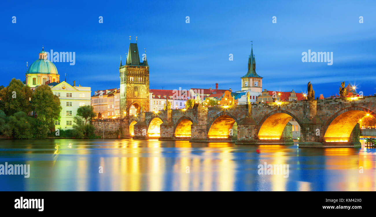 Scenic view of historical center Prague, Charles bridge and buildings ...