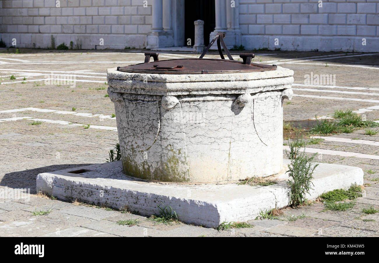 ancient well to gather rainwater on the island of Venice Italy Stock ...