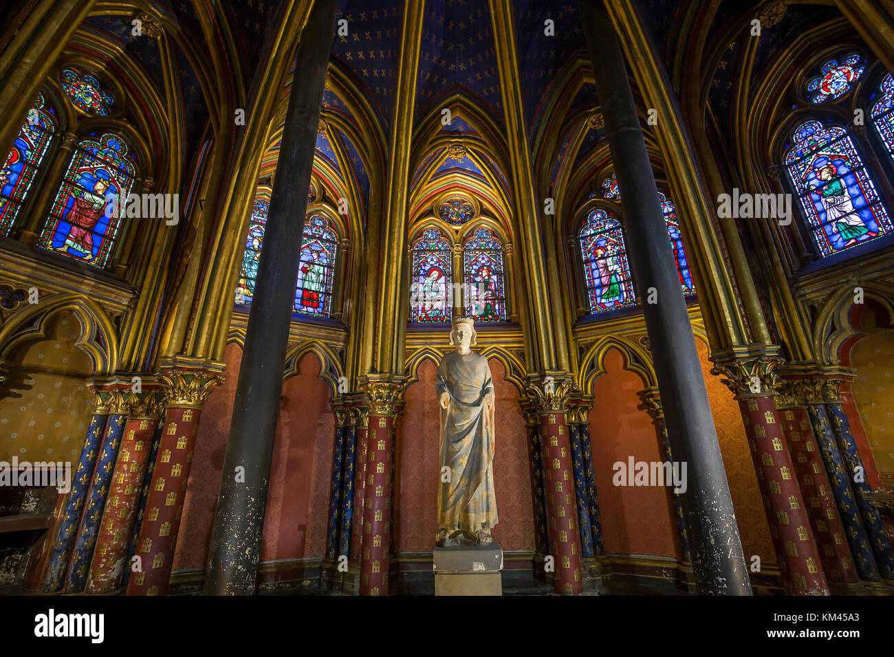 PARIS, FRANCE, MARCH 16, 2017 : Interiors and architectural details of ...