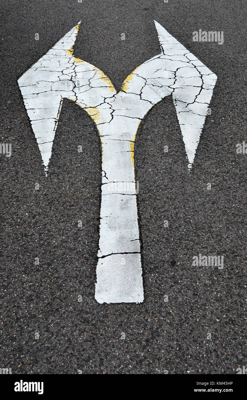 Arrows indicating direction hi-res stock photography and images - Alamy