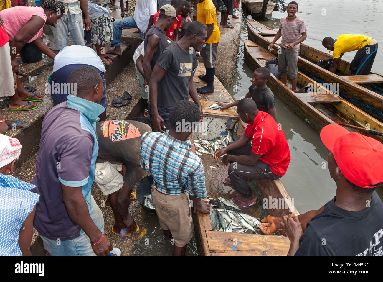 Fishing boats at Elmina harbour, Ghana, Africa Stock Photo - Alamy