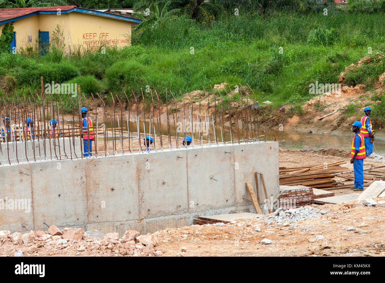 Chinese infrastructure environment hi-res stock photography and images ...