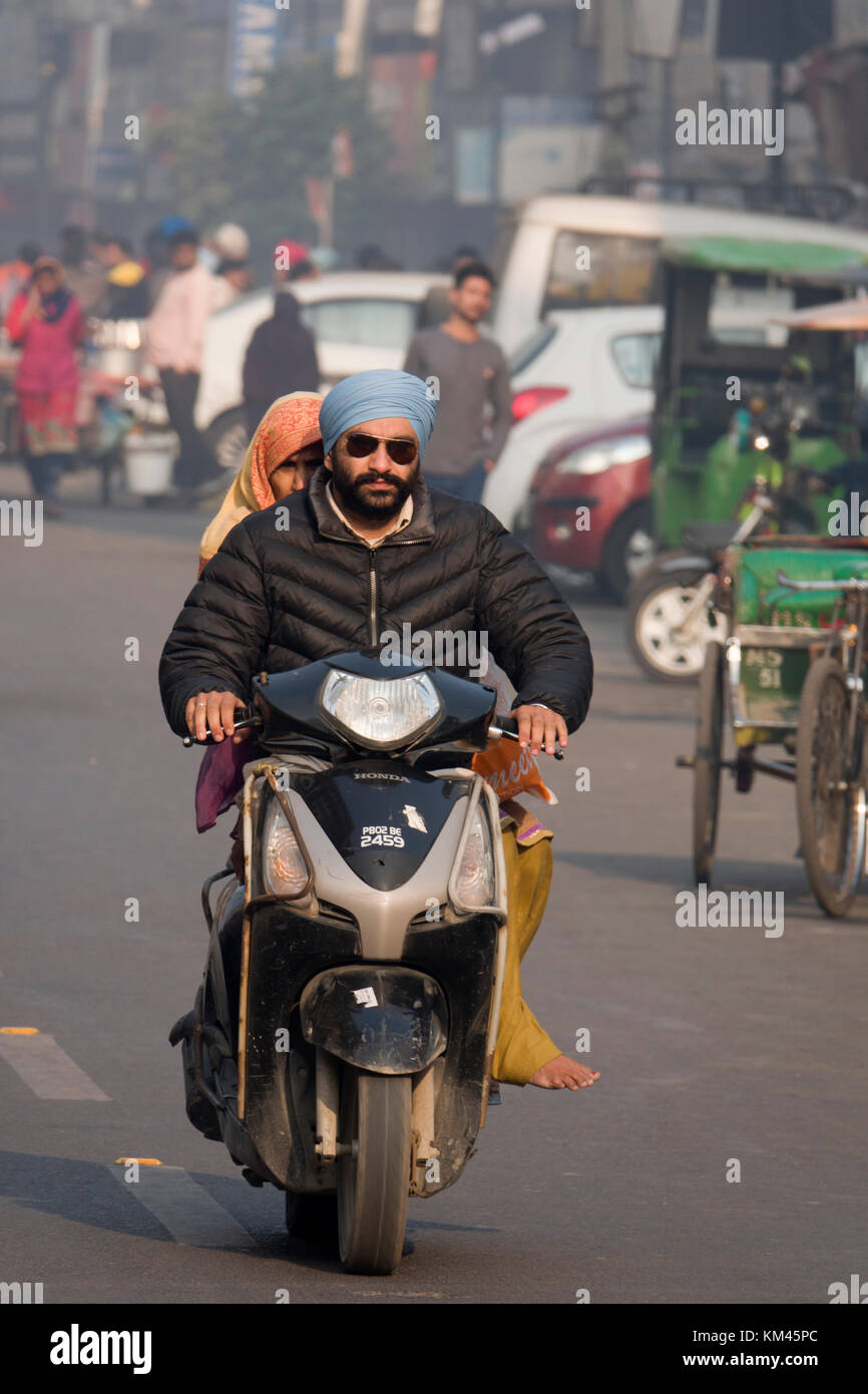 City sikhs hi-res stock photography and images - Alamy