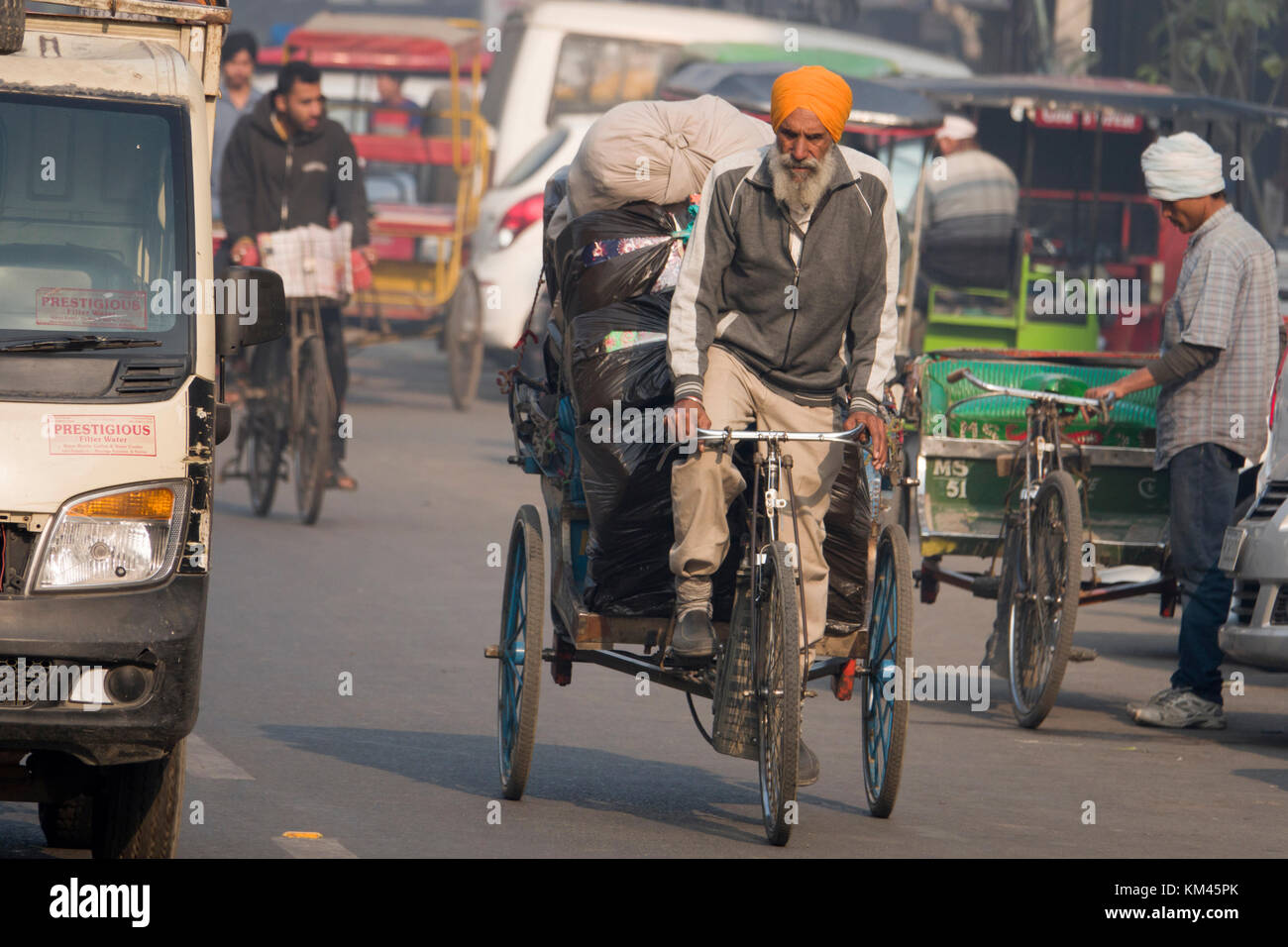 Indian cycle rickshaw rides hi-res stock photography and images - Alamy