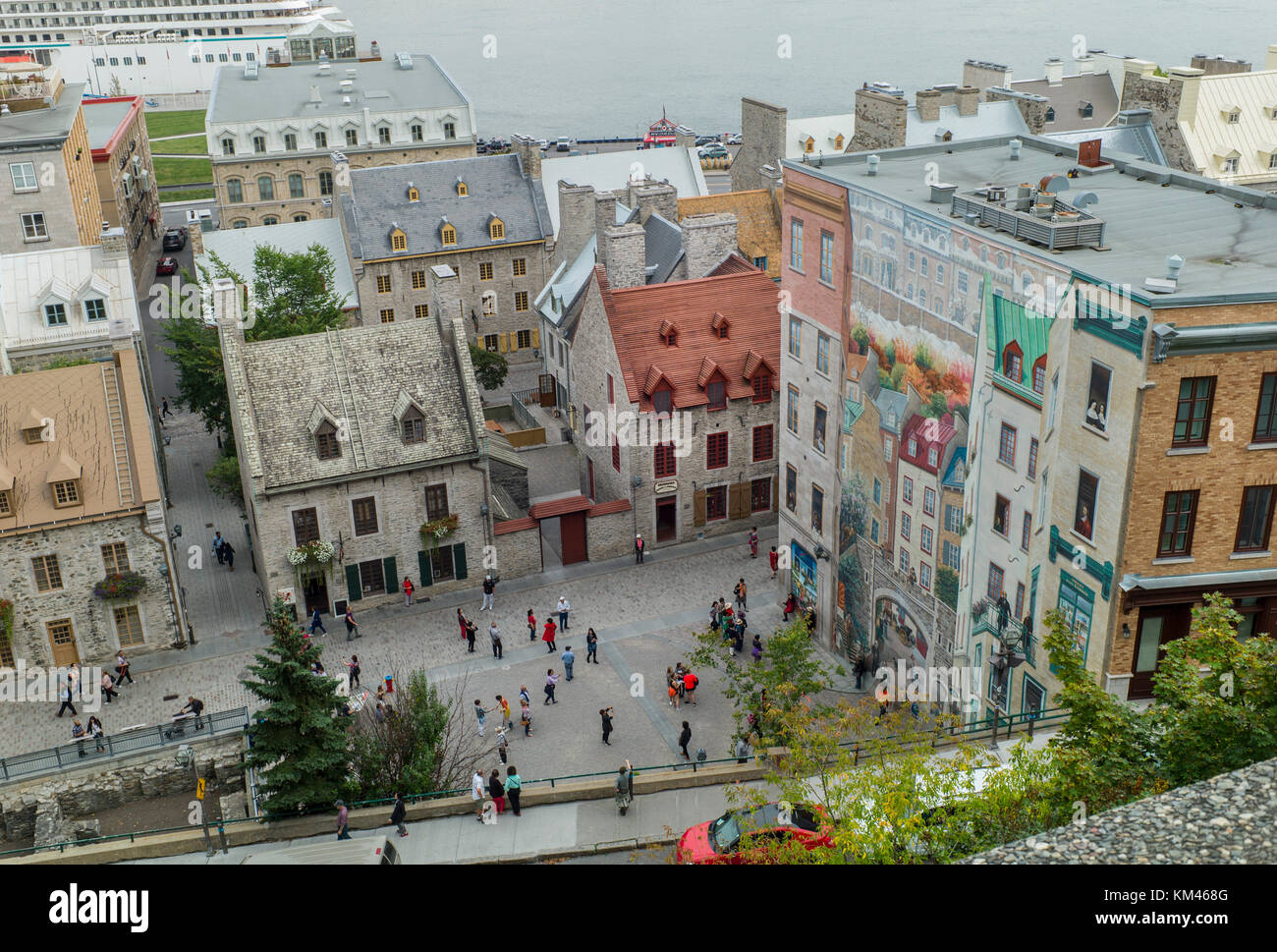 Quebec city, Québec is a predominantly French-speaking province in ...
