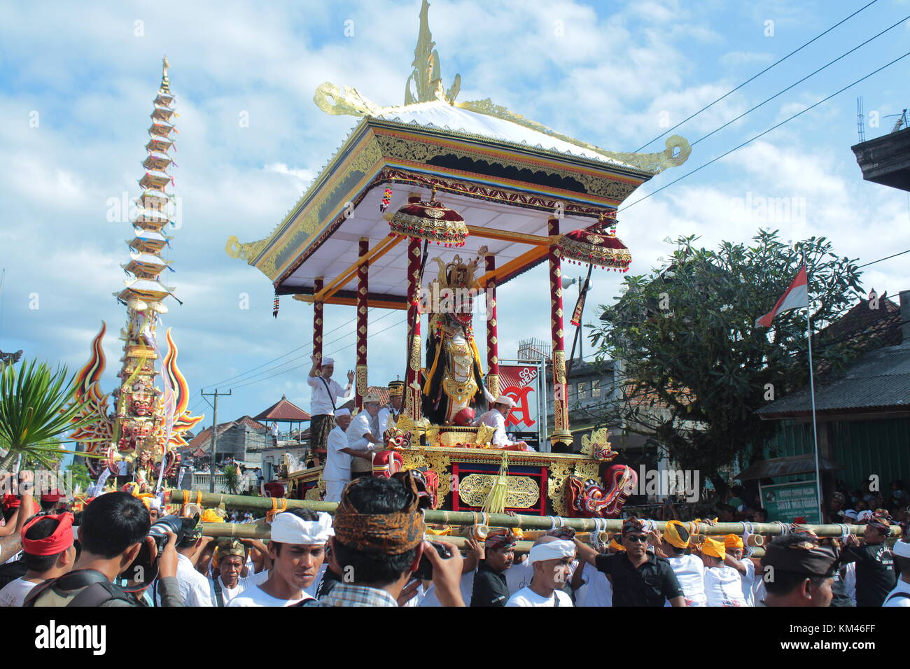 Bali cremation ceremony hi-res stock photography and images - Alamy