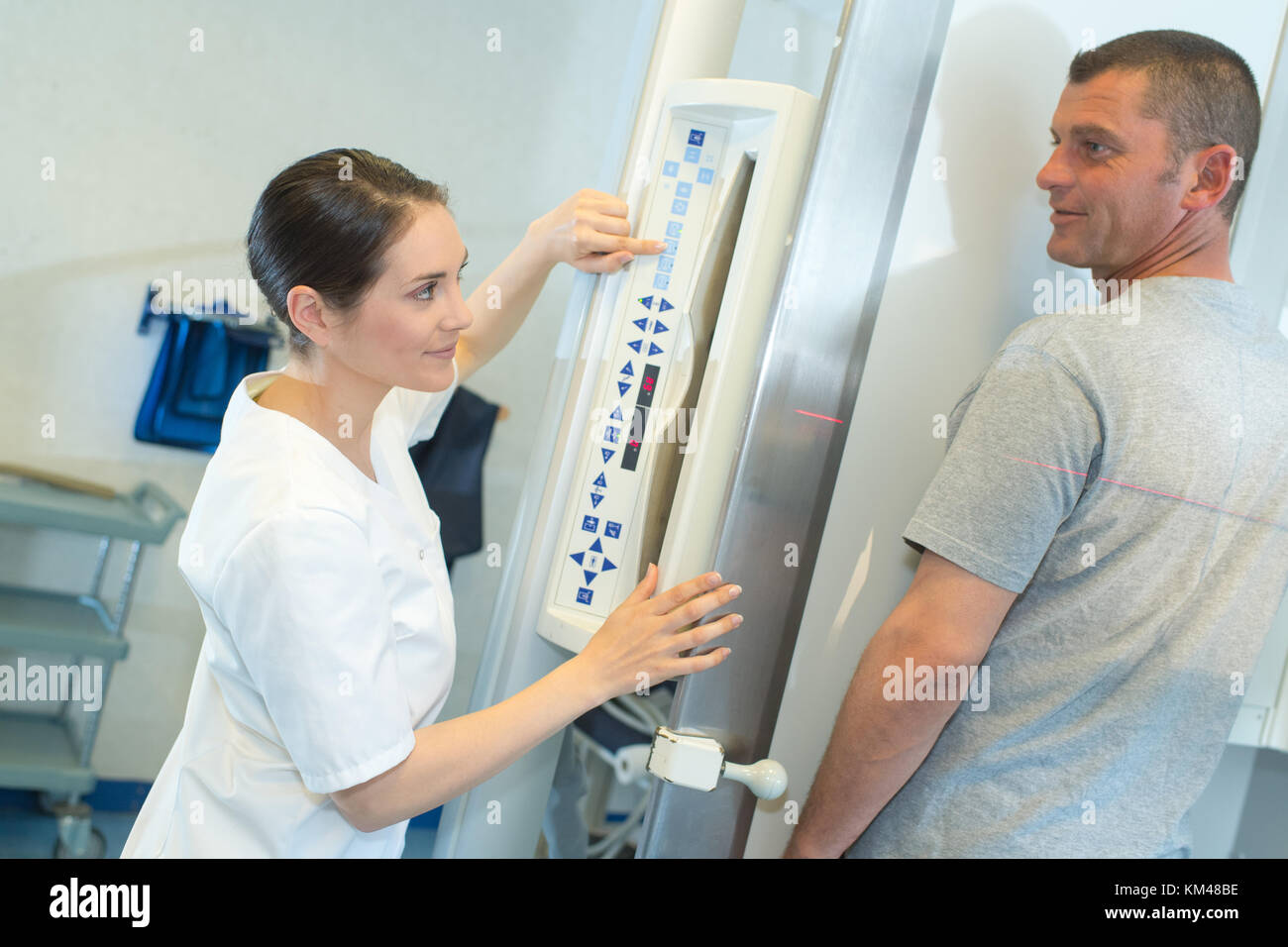 Setting scanner hi-res stock photography and images - Alamy