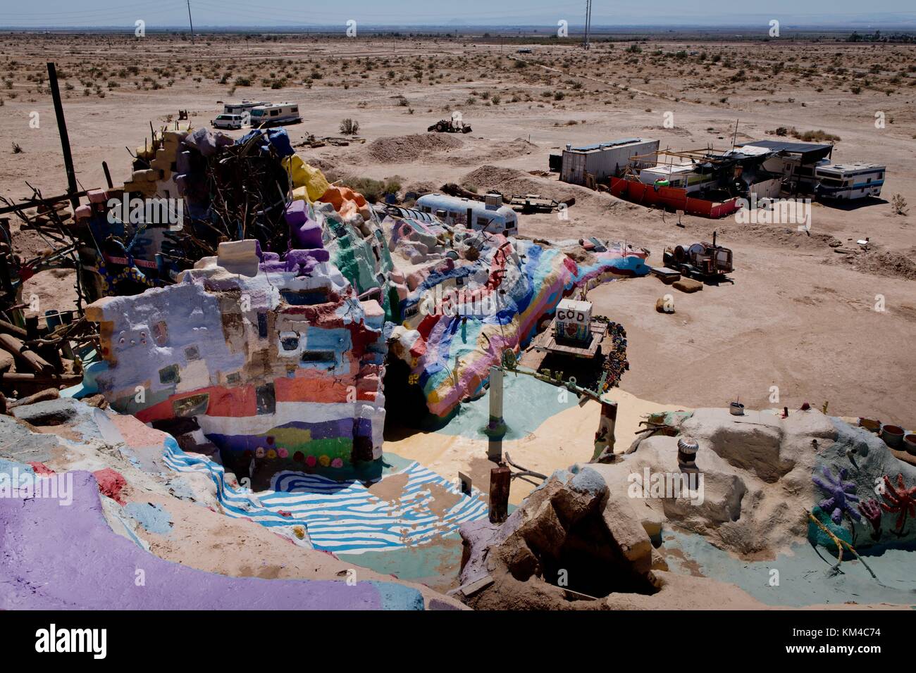 Trailers marking the boundaries of Slab city, kind of an anarchistic ...