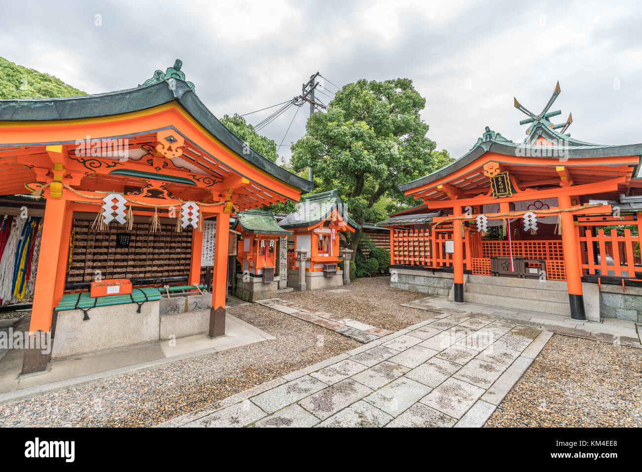 Temizuya or Chozuya (water ablution pavilion) and Main Hall of ...