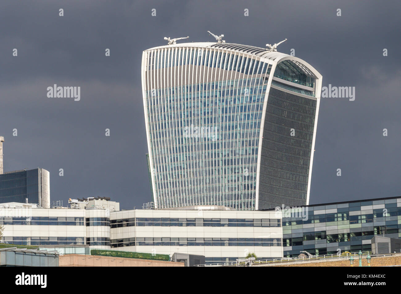 20 Fenchurch St , commonly know as The Walkie Talkie Building in The ...