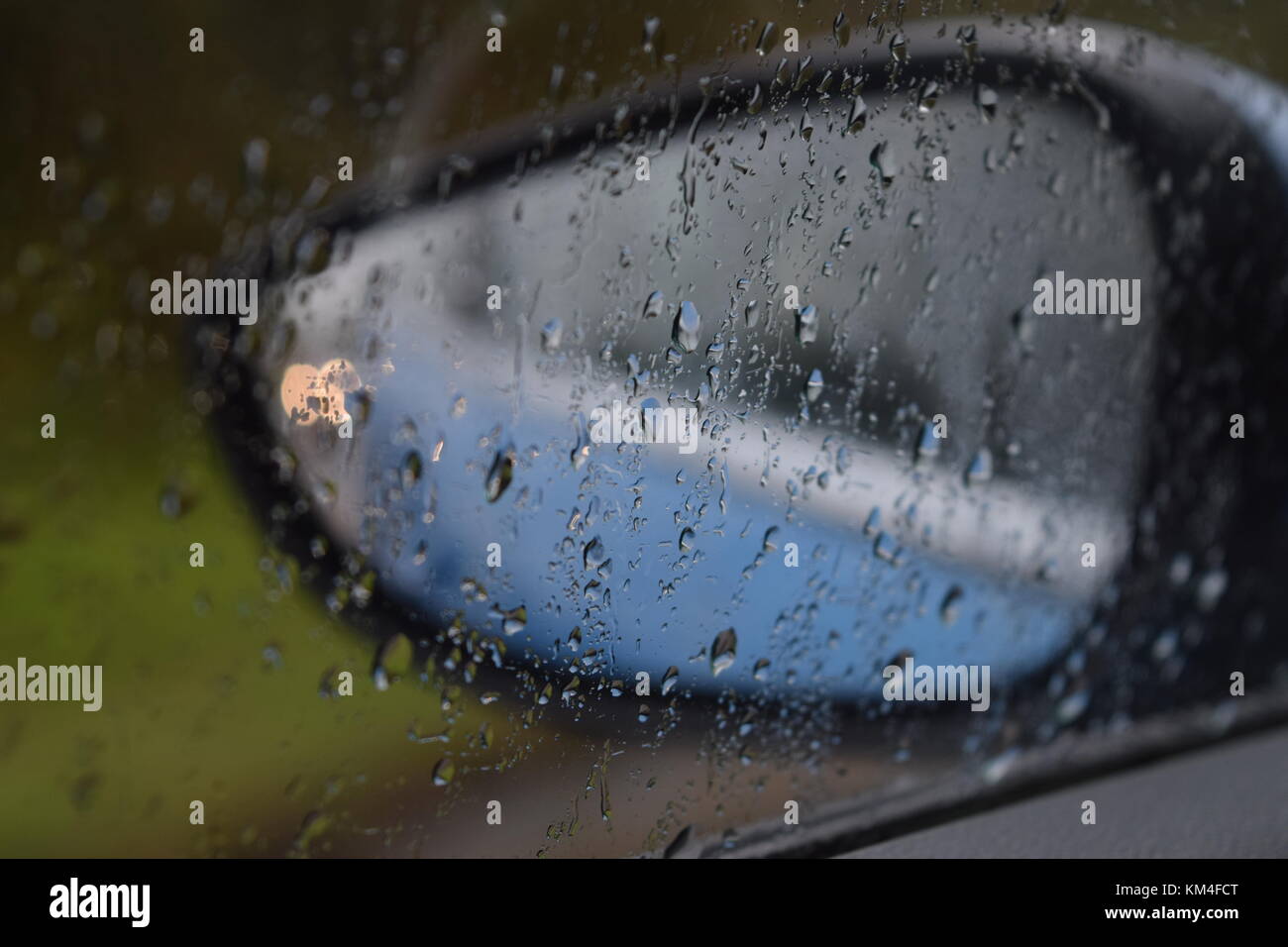 Raining from a car window hi-res stock photography and images - Alamy