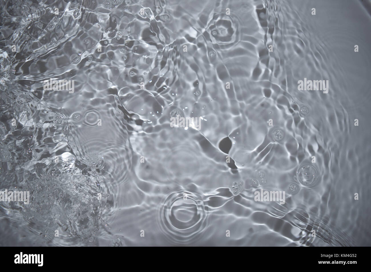 Ripples on clear water in hi-res stock photography and images - Alamy