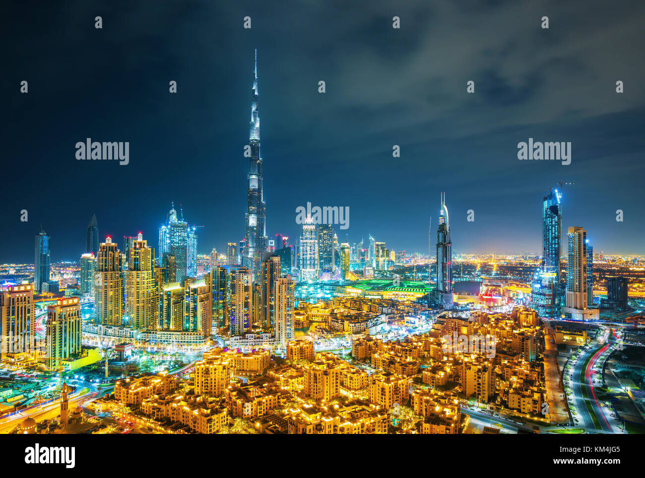 Amazing Dubai skyline with luxury city center, Dubai, United Arab ...