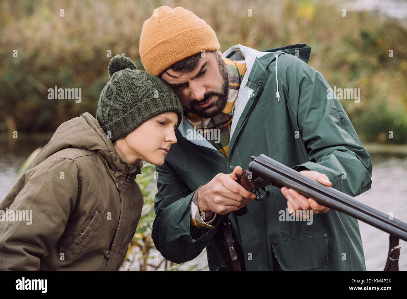 Father son gun hi-res stock photography and images - Alamy