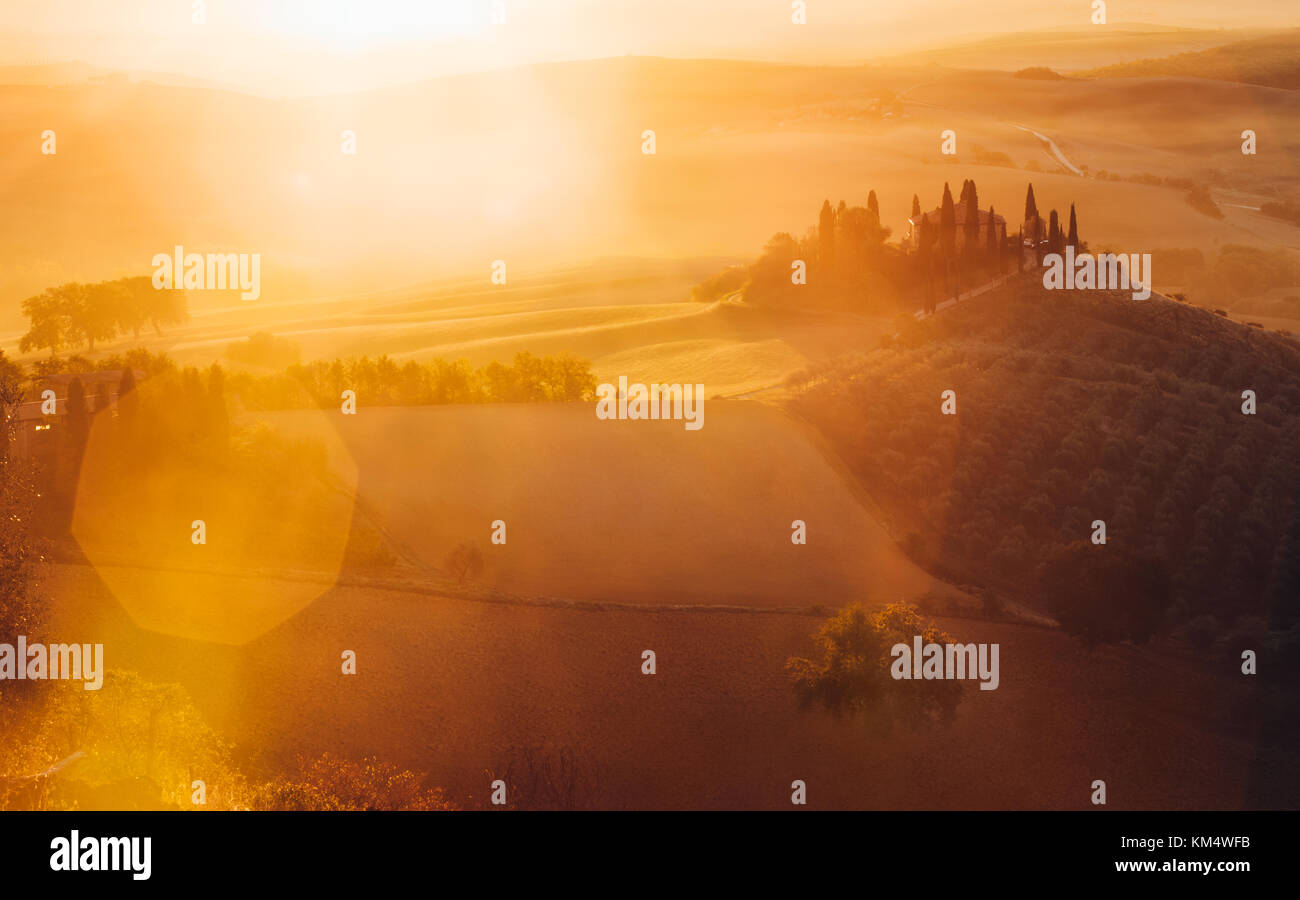 Beautiful sunset tuscany landscape hi-res stock photography and images ...